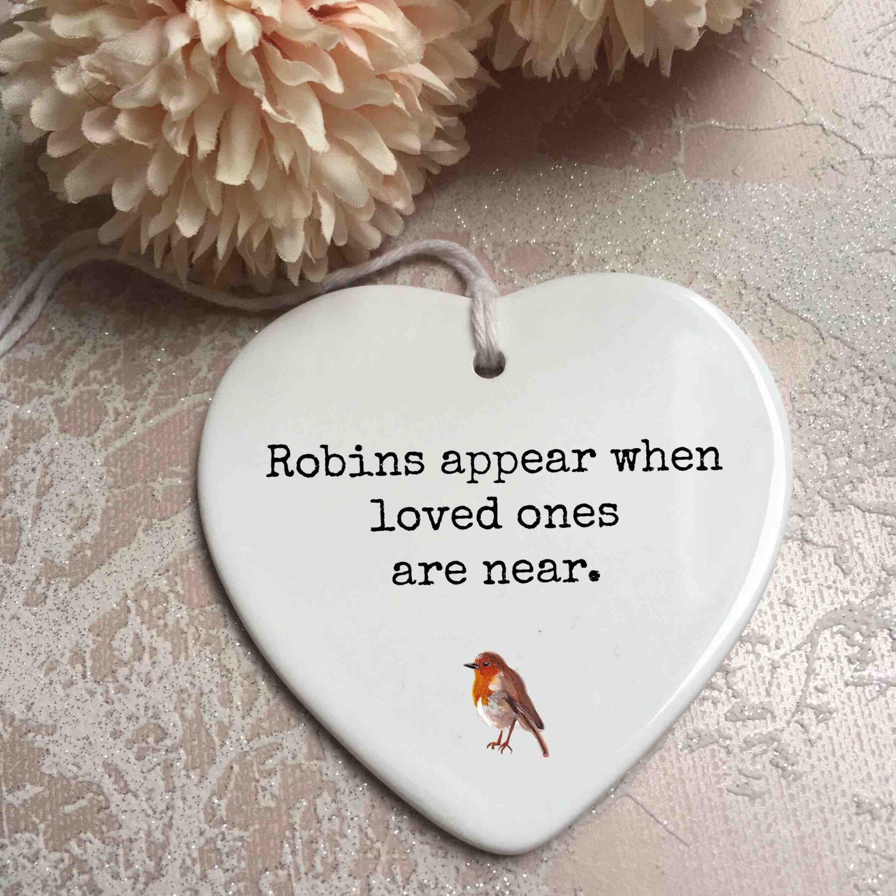 Robins appear when loved ones are near - Pink Strawberry